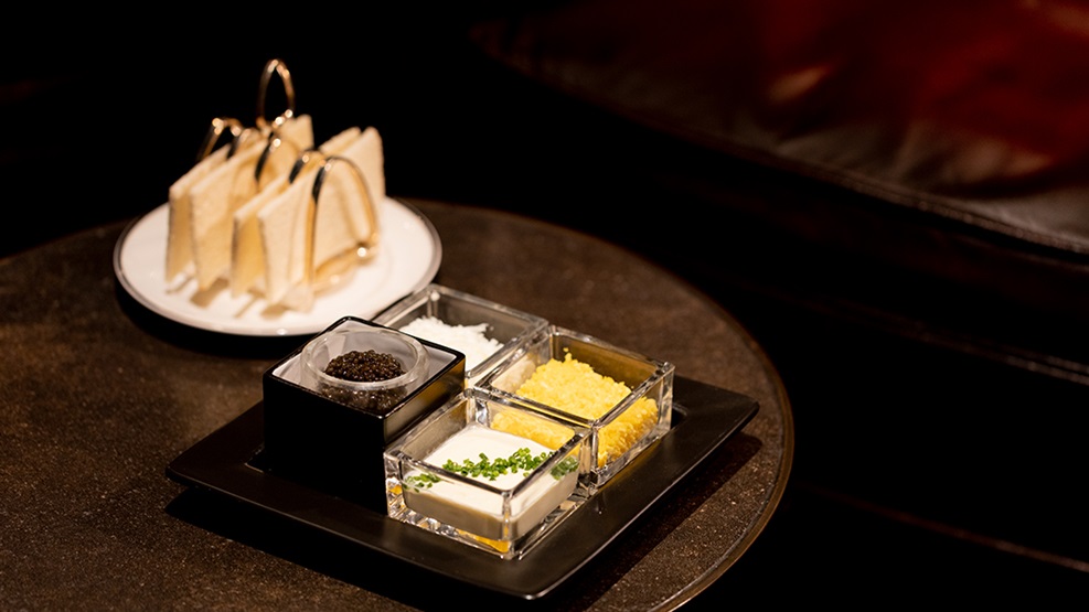 Peninsula Hong Kong Bar