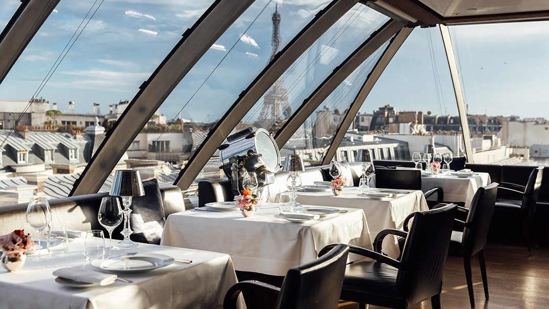 L'Oiseau Blanc Rooftop Restaurant | The Peninsula Paris L'Oiseau Blanc Rooftop Restaurant | The Peninsula Paris