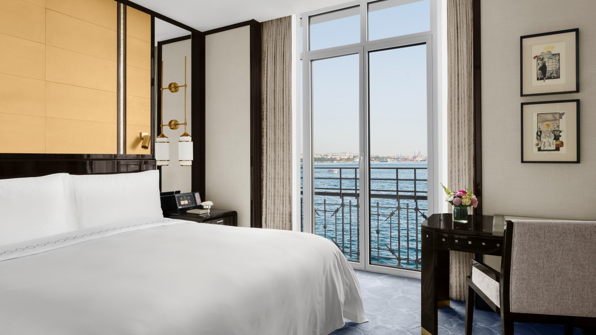 Superior Bosphorus Room | 5 Star Luxury Bosphorus Hotel | The Peninsula ...