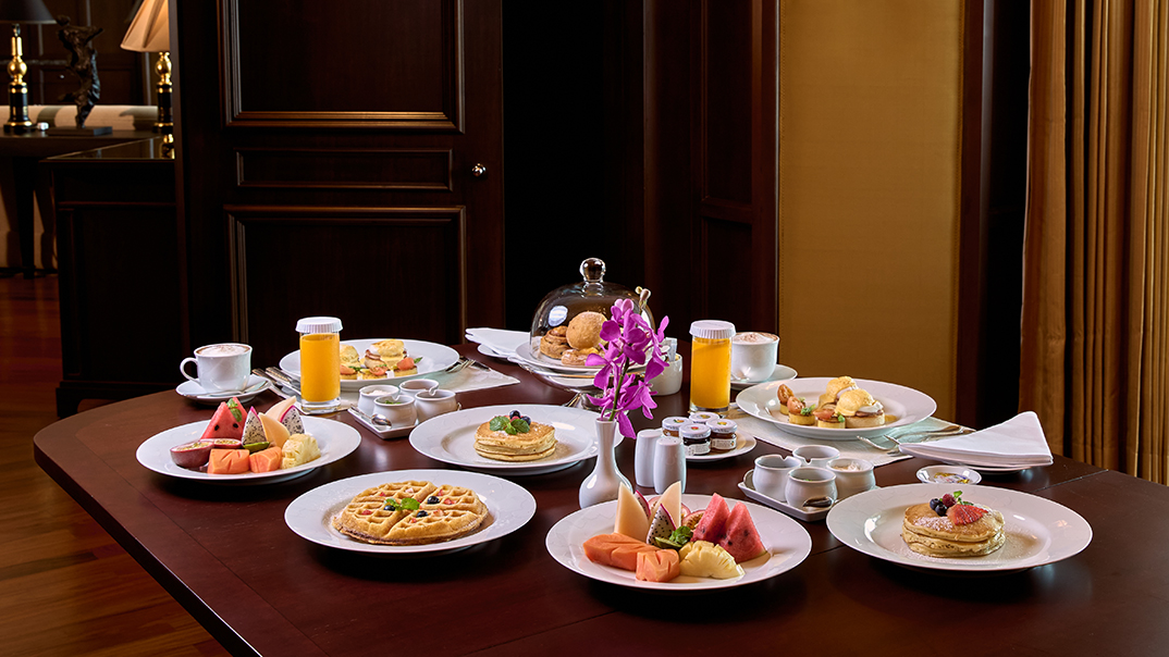 Luxury Hotels Bangkok | Room Service | The Peninsula Bangkok