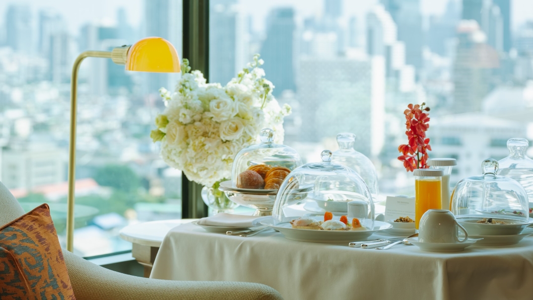 Room Service & In-Room Dining | The Peninsula Bangkok